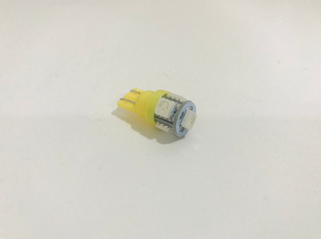 LED Globe 24 Volt Wedge Multi Directional Amber Pair – Truck ...