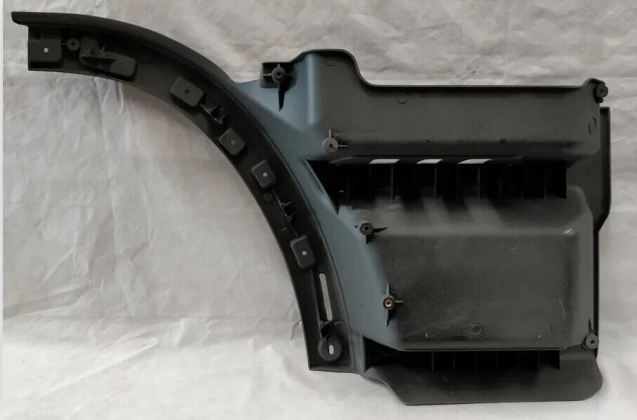 Foot Step Left To Suit Mercedes Actros MP2 Mega – Truck Accessories.com