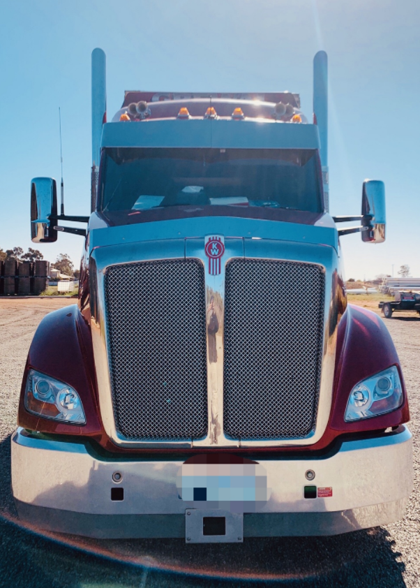 Sun Visor 14 Inch Boltless To Suit Kenworth T360/T610/T610 SAR – Truck ...